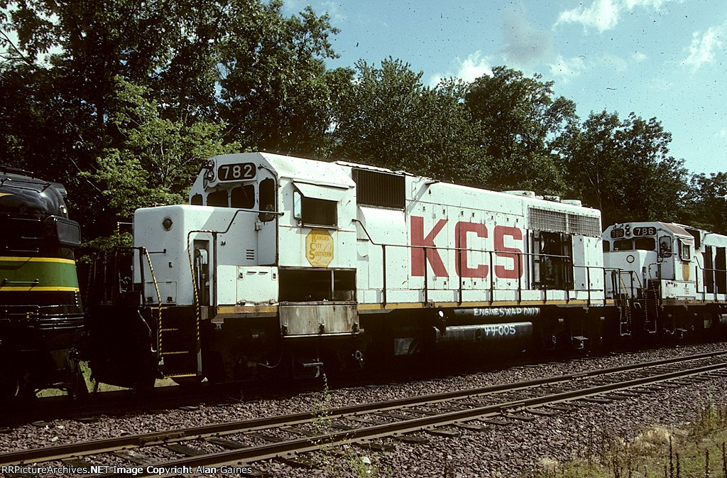 KCS GP40 782